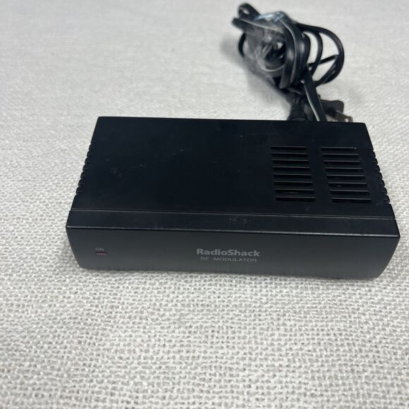 Other | Radio Shack Rf Modulator 151214 Dvd Vhs Video Game Adapter Rca ...